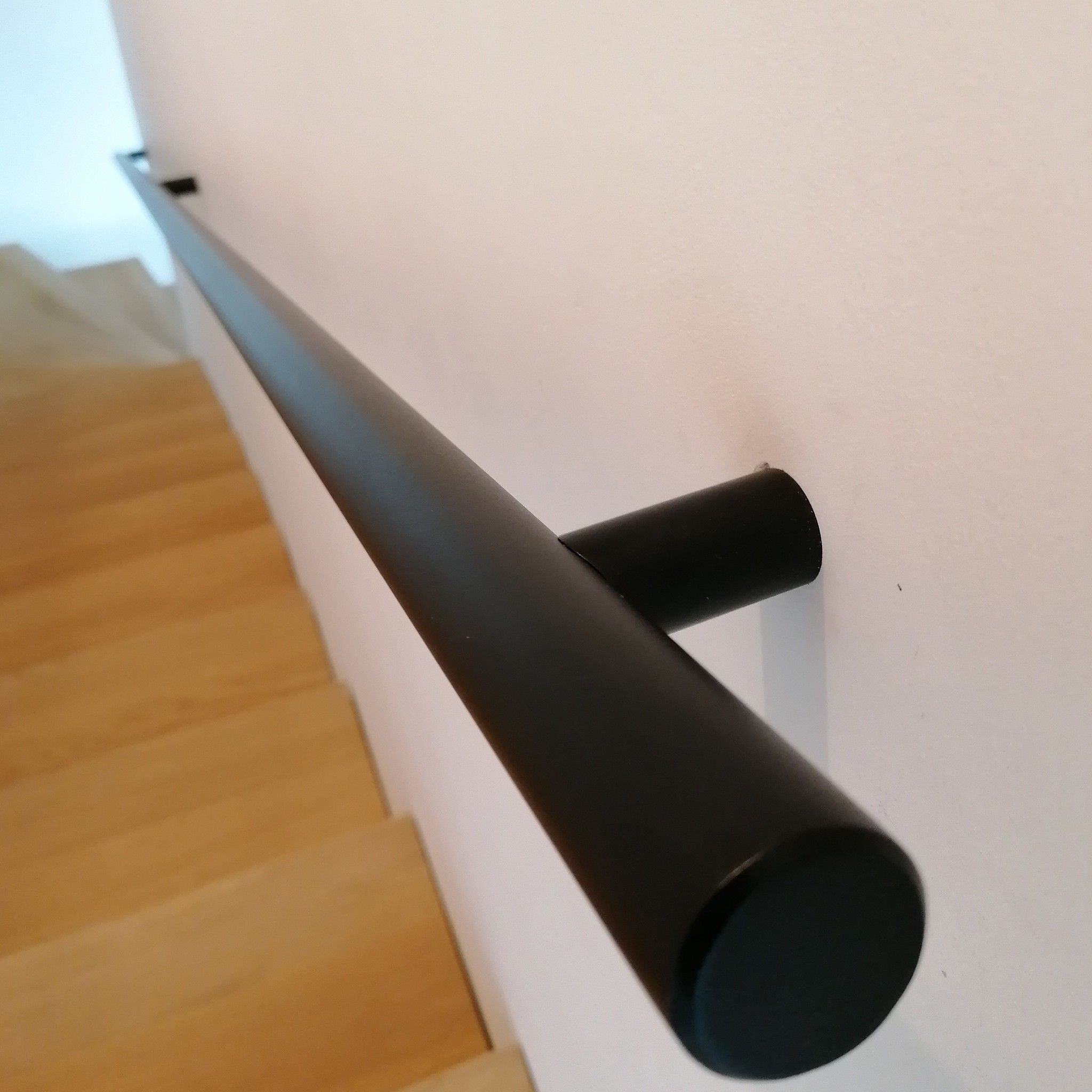 Lekker wonen met een zwarte trapleuning!